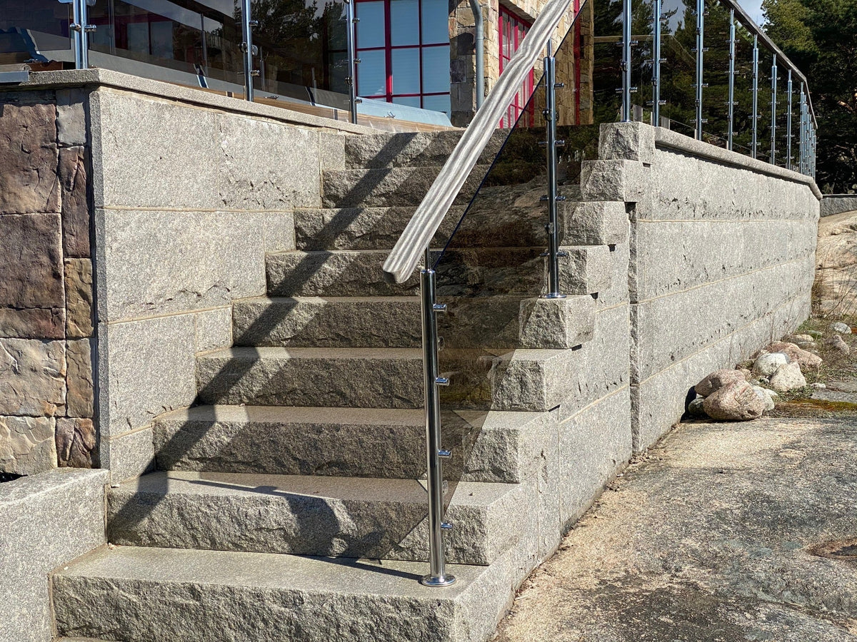 Montering av Trappor i Granit – Stengrossen