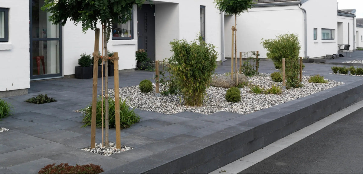 Dekorsten, marmorkross, svartvit sjösten & gul sjösten - Stengrossen