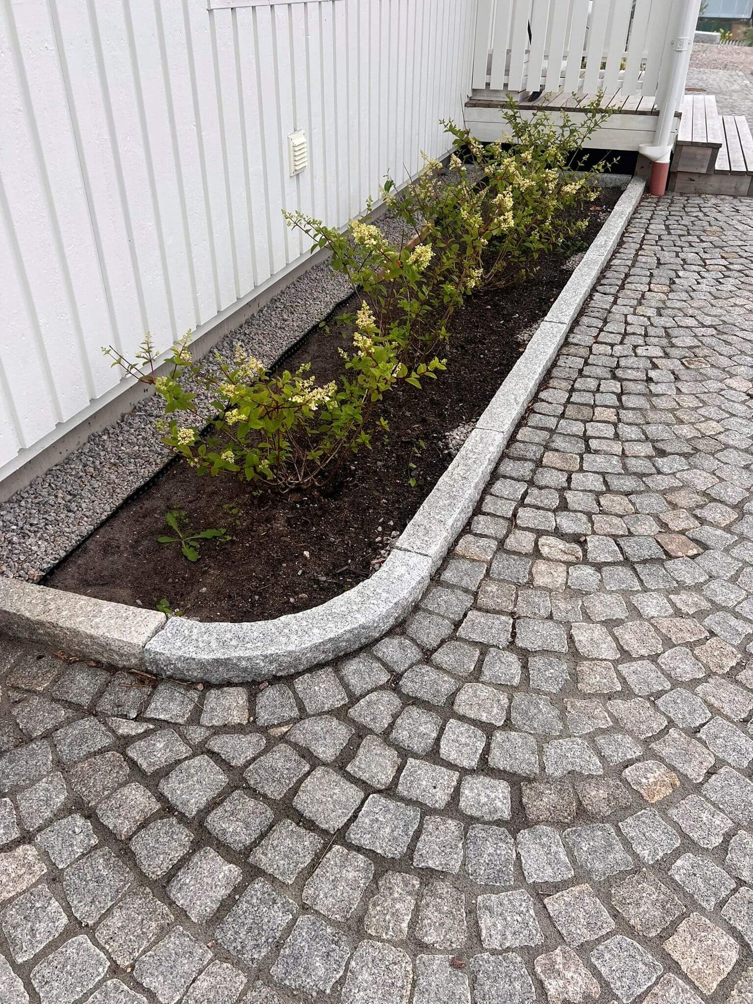 Kantsten i granit! Bäst pris & utbud hos Stengrossen!